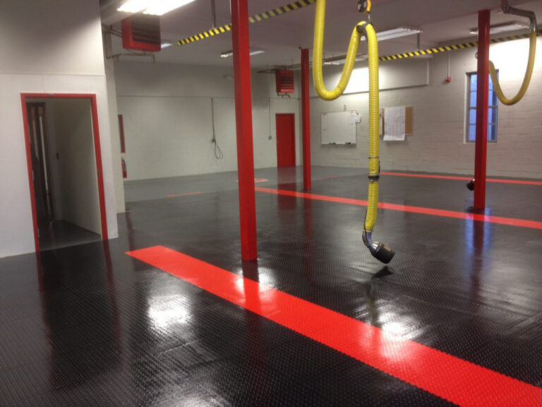 Garage & Workshop Flooring | No Prep | SupraTile